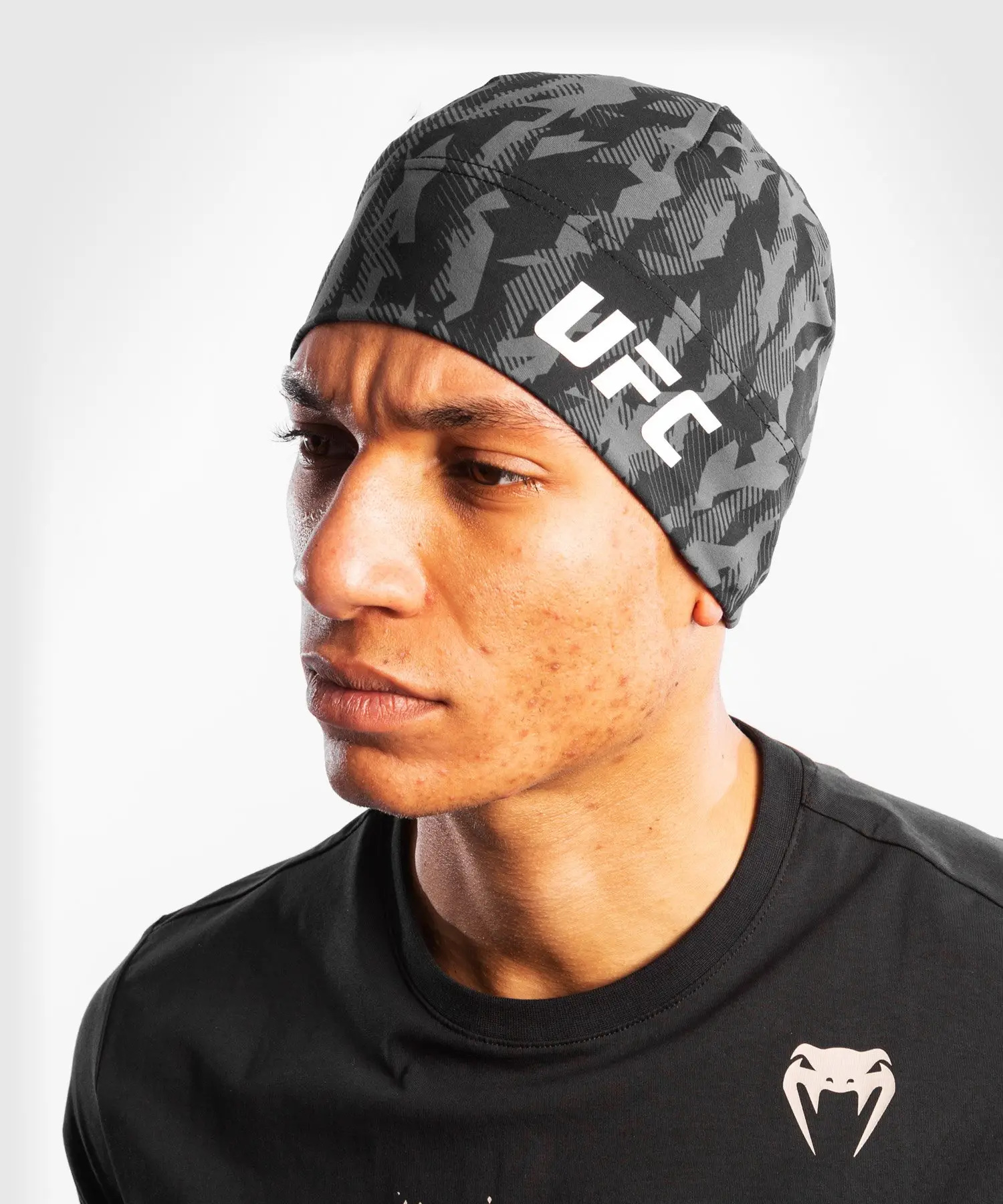 UFC Venum Czapka Na Uszy Authentic Fight Week Black , Dodatki, Dodatki ...