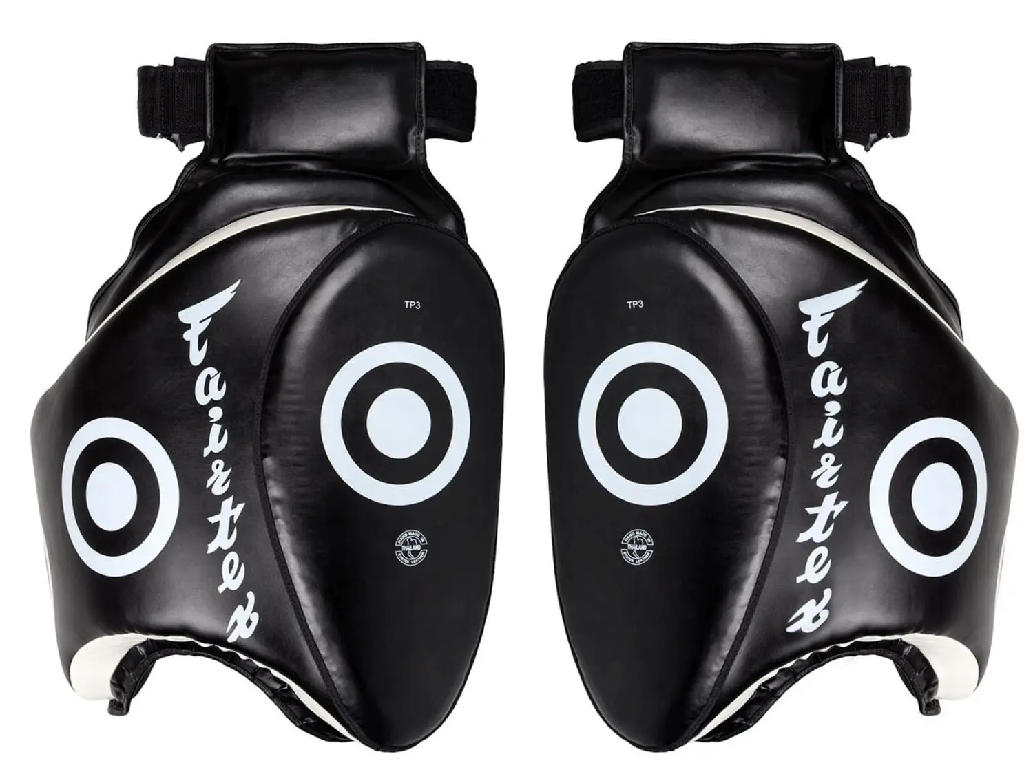 Fairtex Tarcze Na Uda TP3 Black/White 2 Sztuki , Sprzęt treningowy ...